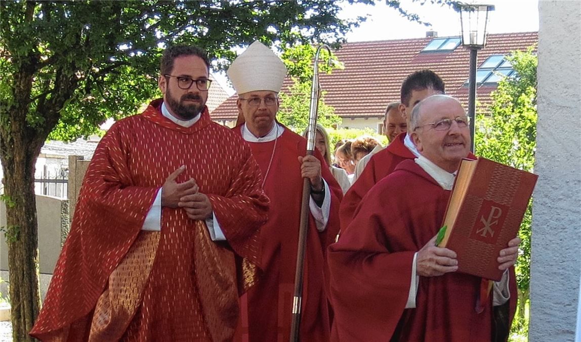 OVB Heimatzeitungen | Abt Markus Eller bei der Firmung in Ampfing: „Das ...