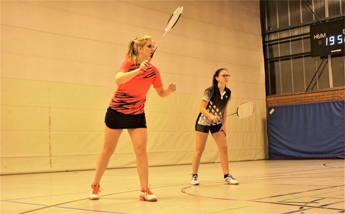 OVB Heimatzeitungen | Mit 493 km/h durch die Sporthalle