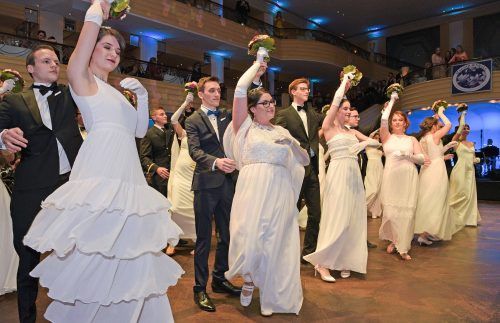 OVB Heimatzeitungen | Seit 68 Jahren Party, Party, Charity