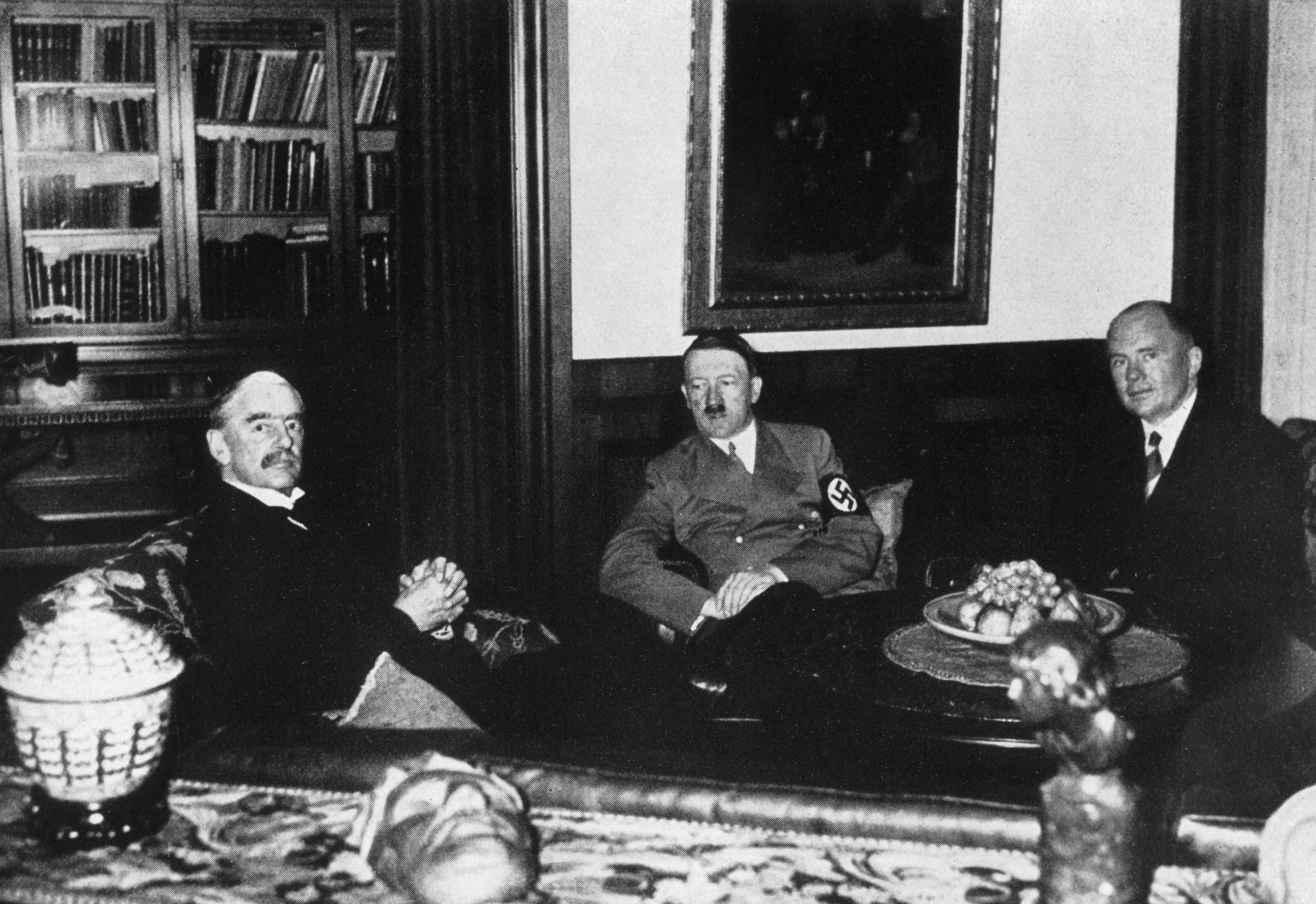 OVB Heimatzeitungen | Mieter Hitler