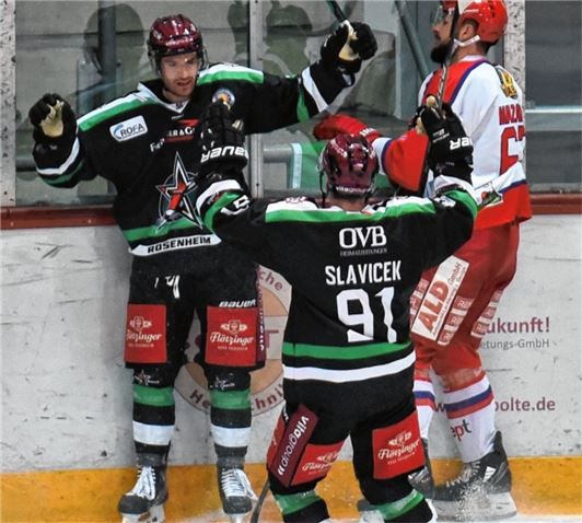 OVB Heimatzeitungen | Acht Spieler bleiben, Kyle Gibbons geht