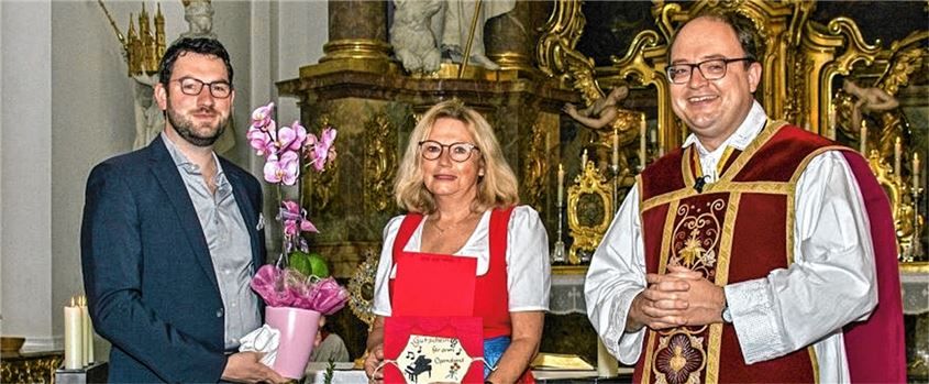 OVB Heimatzeitungen | Pfarrei verabschiedet Maria Simoneit