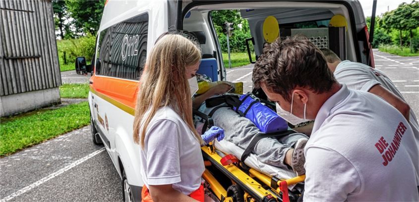 OVB Heimatzeitungen | Johanniter bilden neue Sanitäter aus