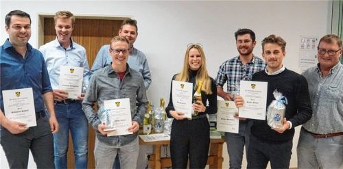 OVB Heimatzeitungen | Musterschüler im Handwerk und auf der Uni