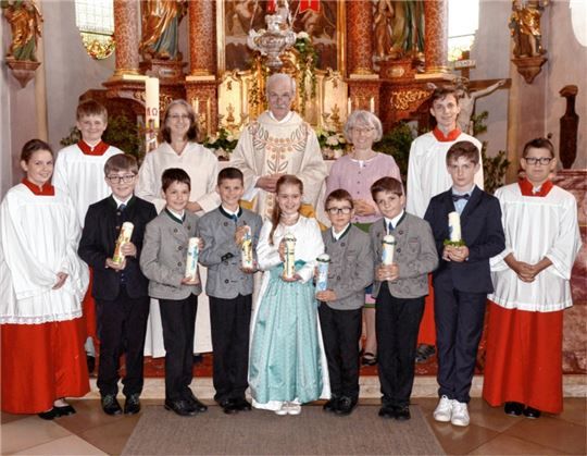 OVB Heimatzeitungen | 25 Buben und Mädchen gehen in Degerndorf und Brannenburg erstmals zum ...