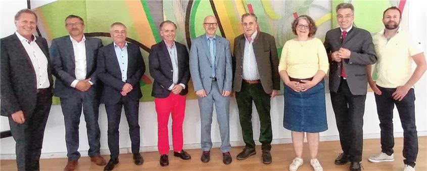 OVB Heimatzeitungen | Verwaltungsausschuss verabschiedet Mitglieder