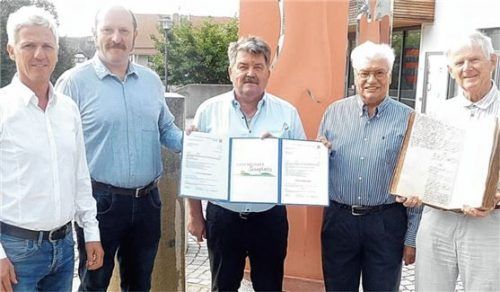 OVB Heimatzeitungen | Leader übergibt Förderbescheide