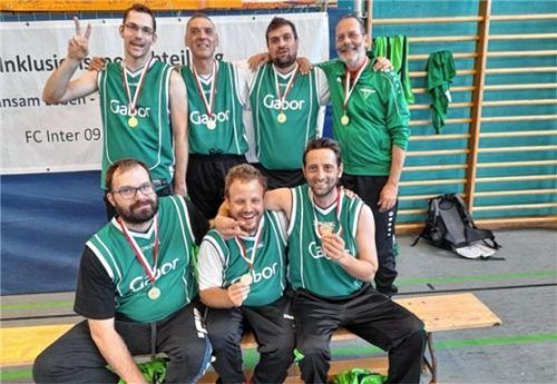 OVB Heimatzeitungen | Platz eins für die Green Baskets vom SBR