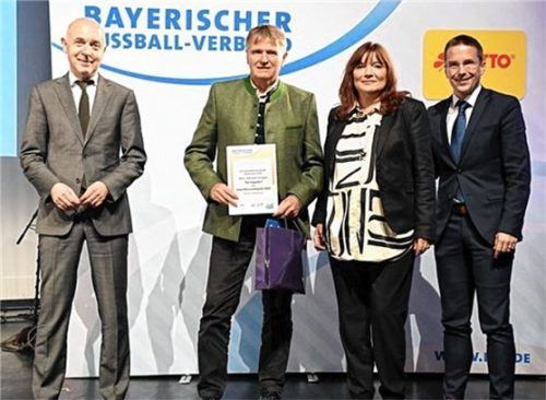 OVB Heimatzeitungen | BFV-Auszeichnung für Johann Geiger