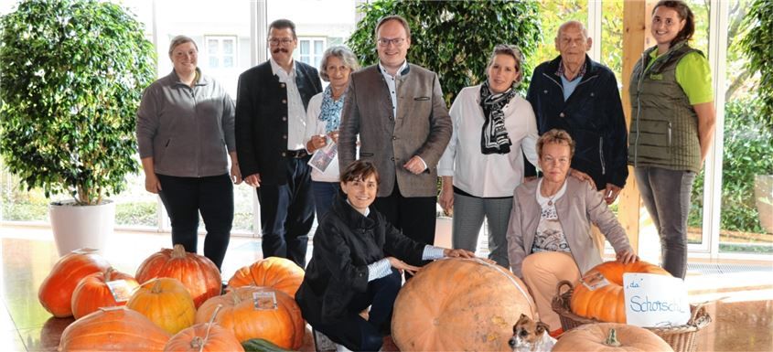 OVB Heimatzeitungen | Größter Kürbis wiegt über 60 Kilo