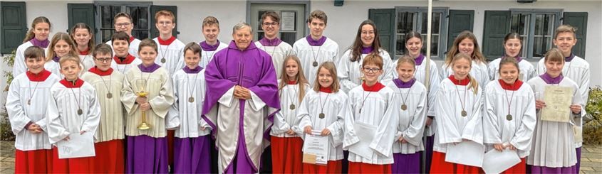 OVB Heimatzeitungen | Neuzugänge bei den Maitenbether Ministranten