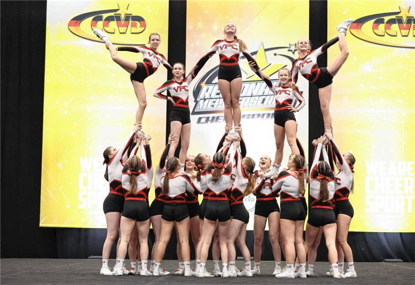 OVB Heimatzeitungen | Die „Classy Cats“ überzeugen mit akrobatischen ...