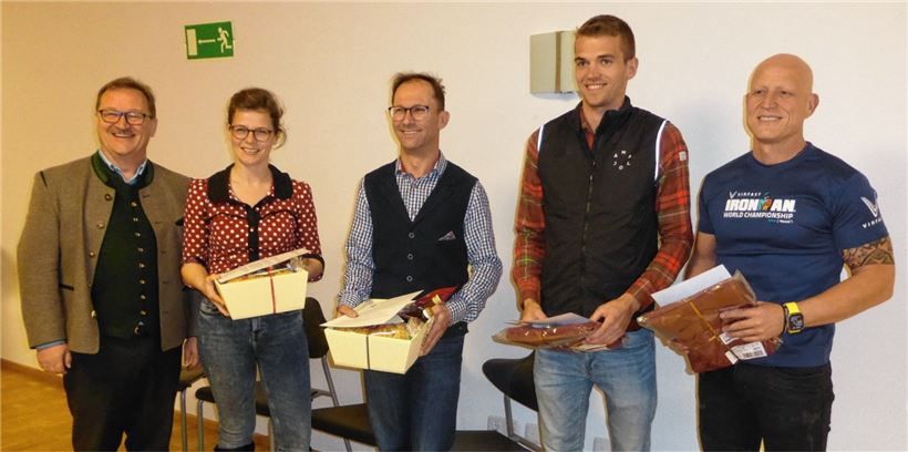 OVB Heimatzeitungen | Bürgermeister ehrt Top-Sportler