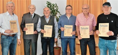 OVB Heimatzeitungen | Spielvereinigung ehrt langjährige und aktive Mitglieder