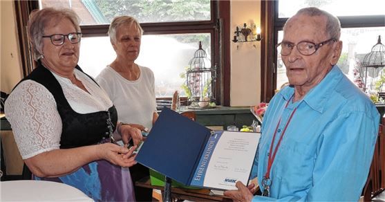 OVB Heimatzeitungen | VdK-Ortsgruppe Traunstein ehrt 118 Mitglieder