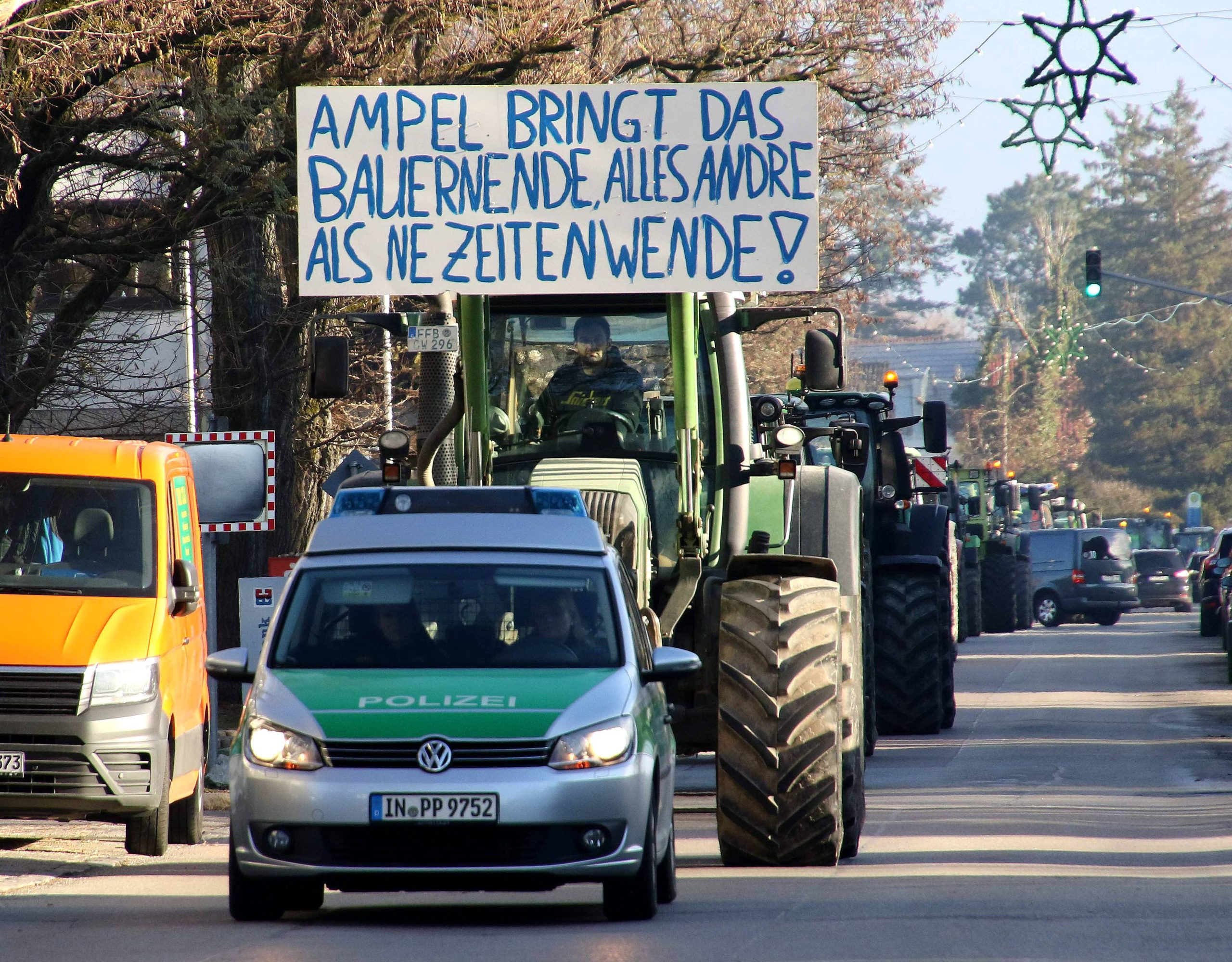 OVB Heimatzeitungen | Bayerische Bauern auf Berliner Demo
