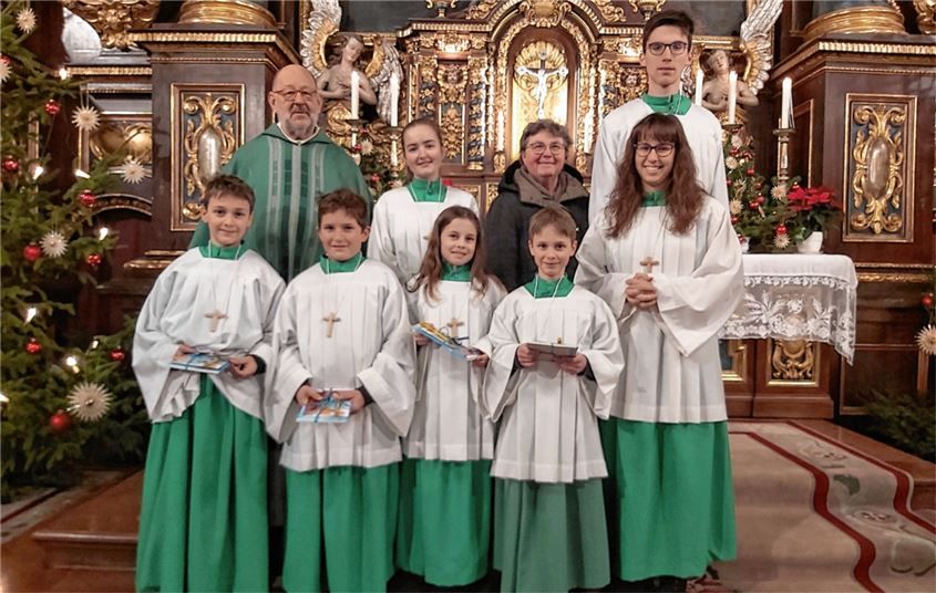 OVB Heimatzeitungen | Garser Pfarrei nimmt vier neue Minis auf