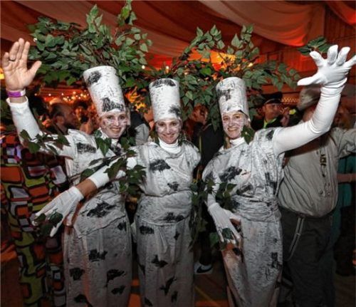 OVB Heimatzeitungen | Rockstars, Super Mario und lebende Birken: Über ...