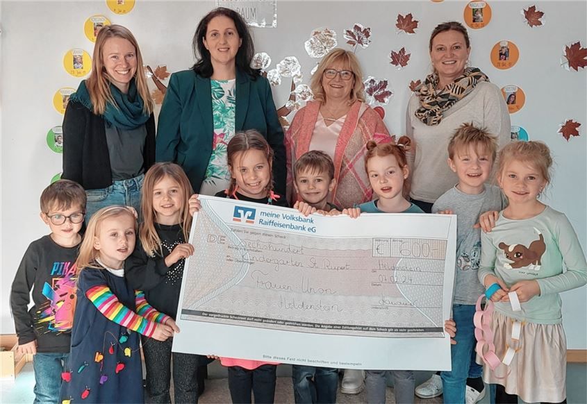 OVB Heimatzeitungen | Spende für Kindergarten Sankt Rupert