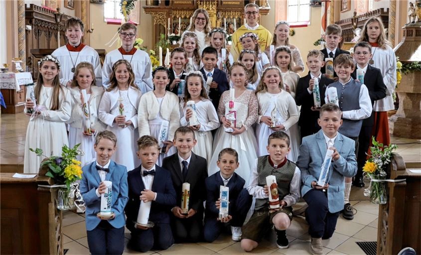 OVB Heimatzeitungen | Erstmals am Tisch des Herrn in Ampfing