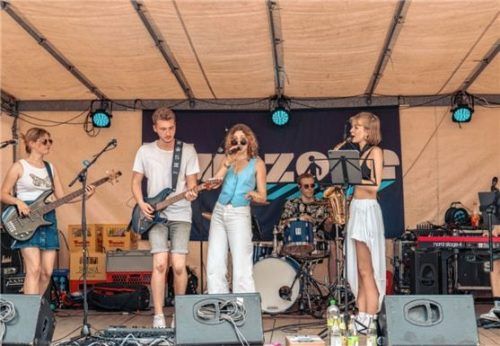 OVB Heimatzeitungen | 30 Bands spielen live an 24 Orten in der Stadt