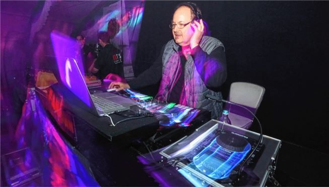 OVB Heimatzeitungen | Beste Hits der „guten, alten Zeit“: Ü30-Party ...