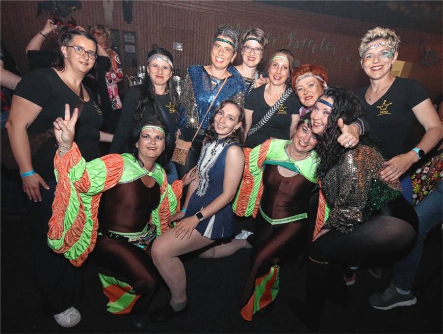 OVB Heimatzeitungen | Tüßlinger feiern Disco-Party wie im Fasching